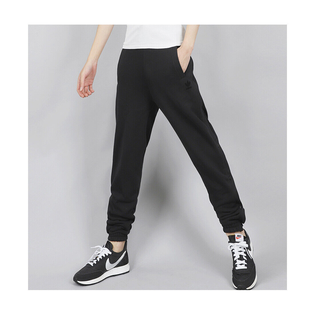 ESSENTIAL PANT BLACK